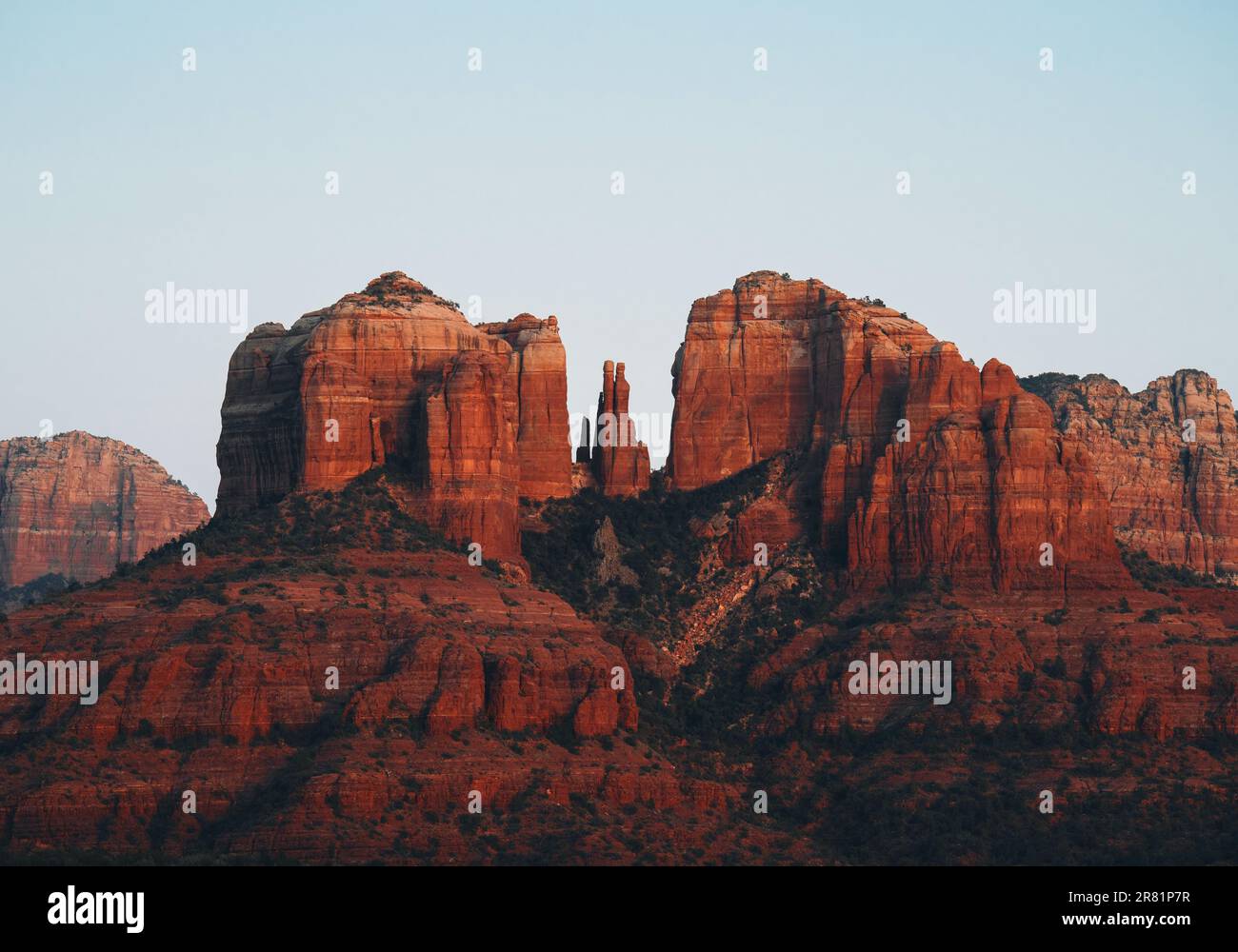 A close up on the sandstone saddle points, or gaps of Cathedral Rock ...