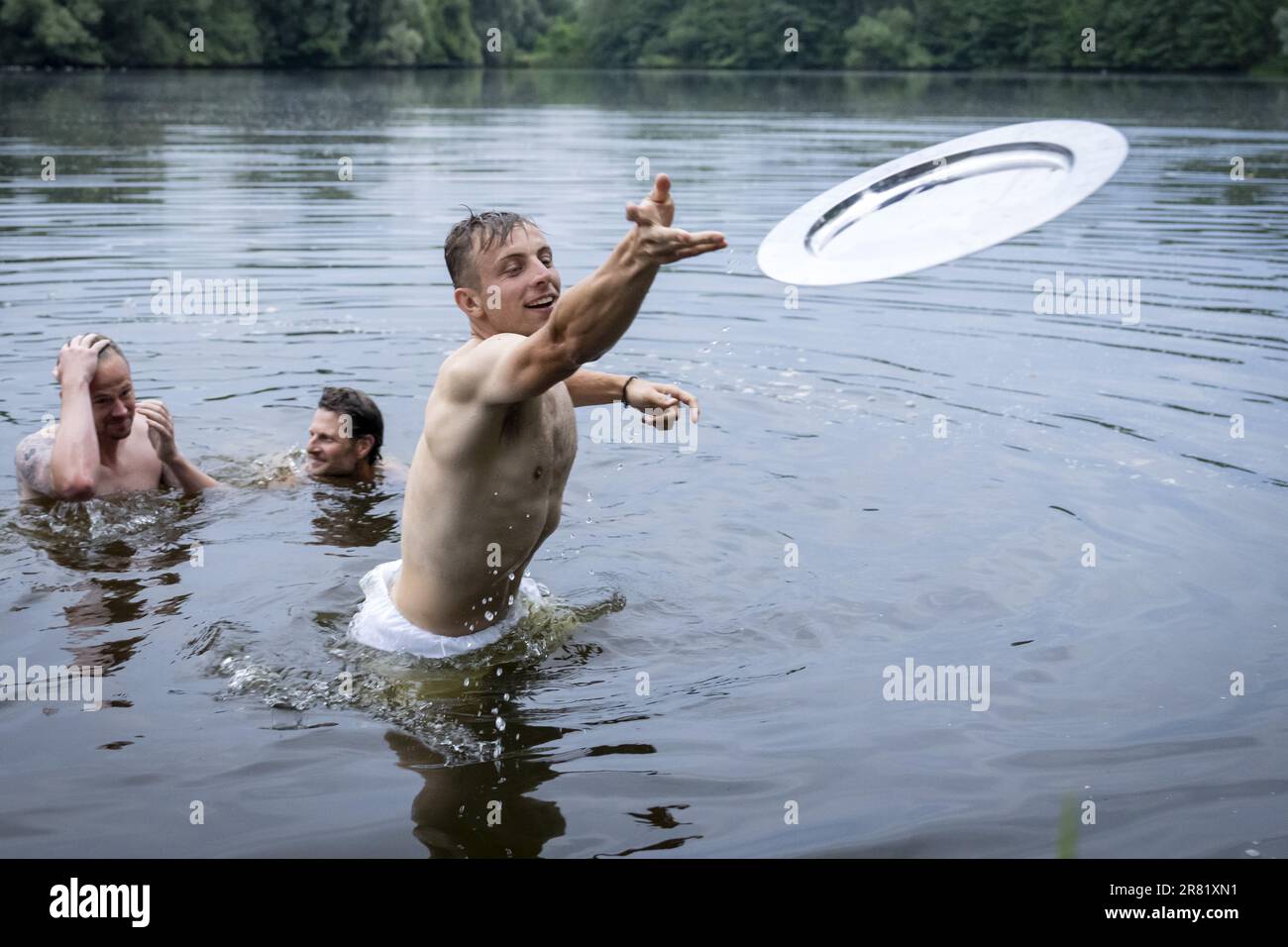 ROSMALEN - Tallon Grepe (L) takes a dive after winning the final of the ... ROSMALEN - Tallon Grepe (L) takes a dive after winning the final of the ...