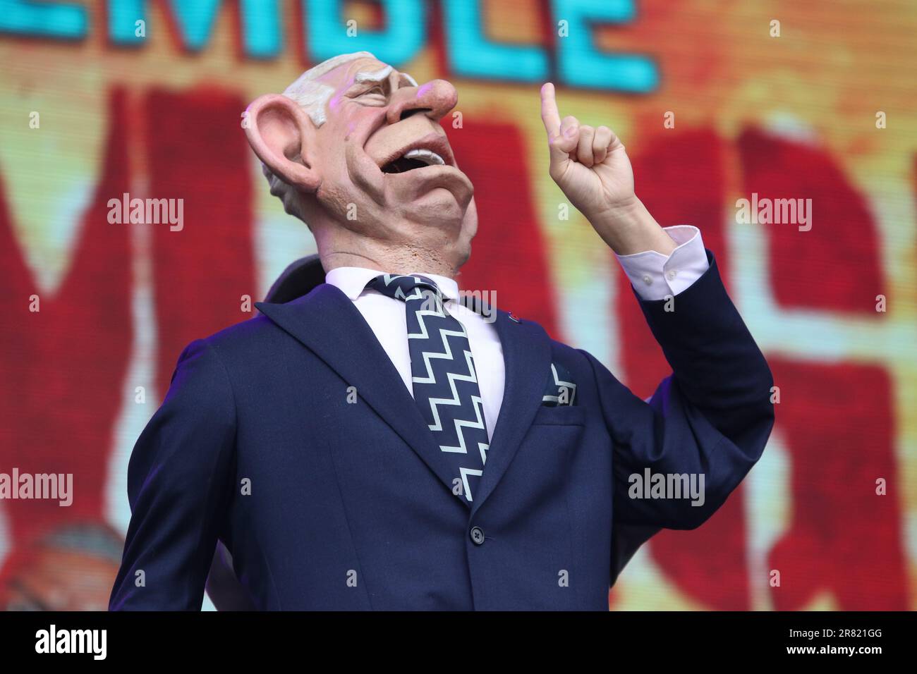 The cast of Idiot’s Assemble: Spitting Image The Musical with a ...