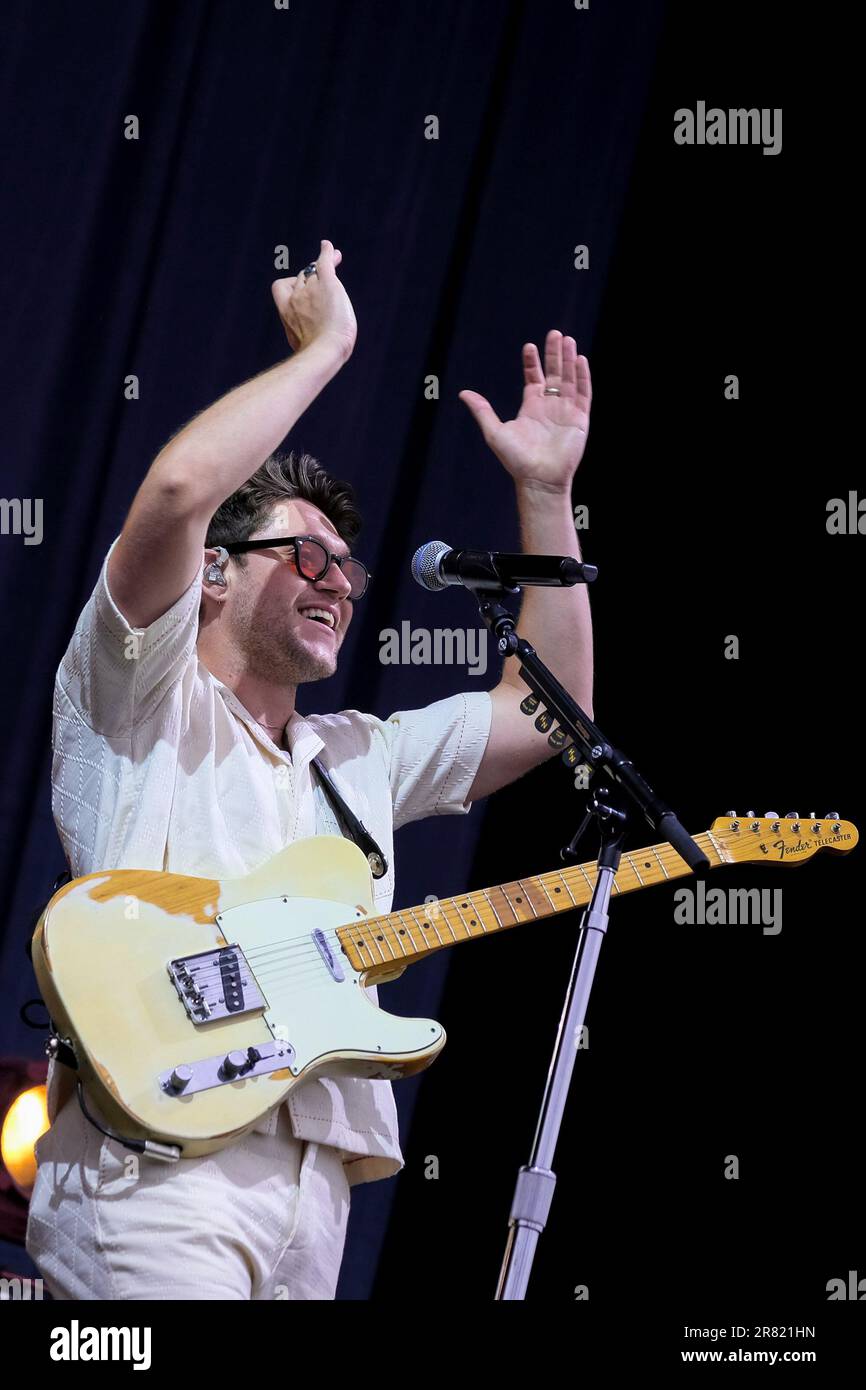 Niall horan on stage 2023 hi-res stock photography and images - Alamy