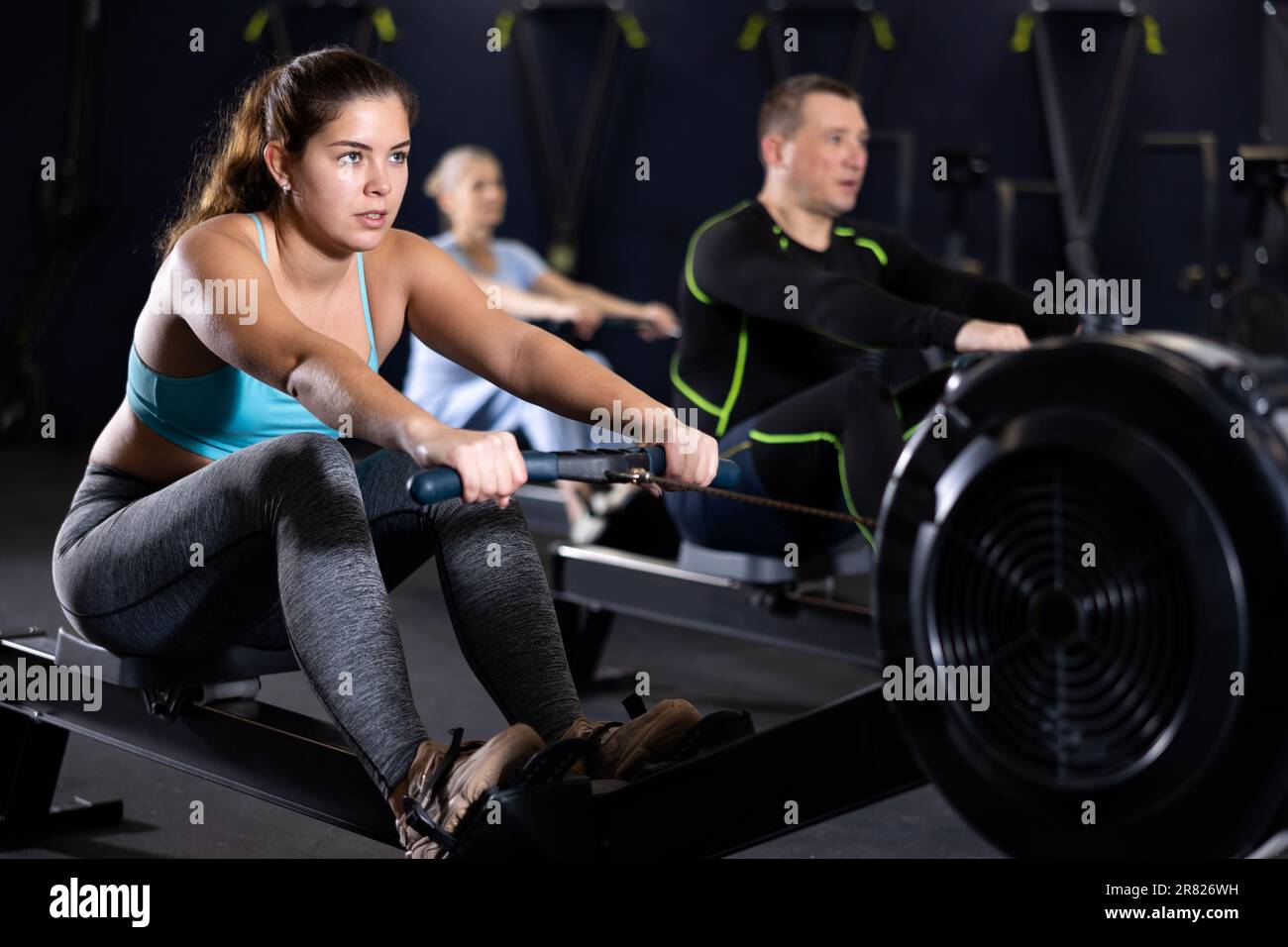 Cable row gym hi-res stock photography and images - Alamy