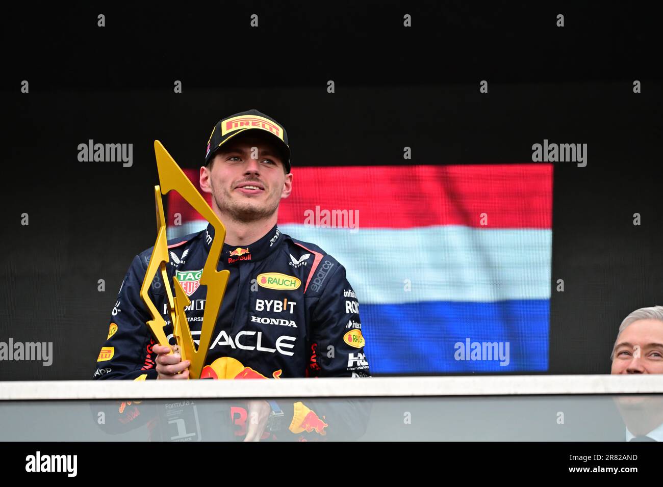 VERSTAPPEN Max (ned), Red Bull Racing RB19, portrait celebrates Red ...