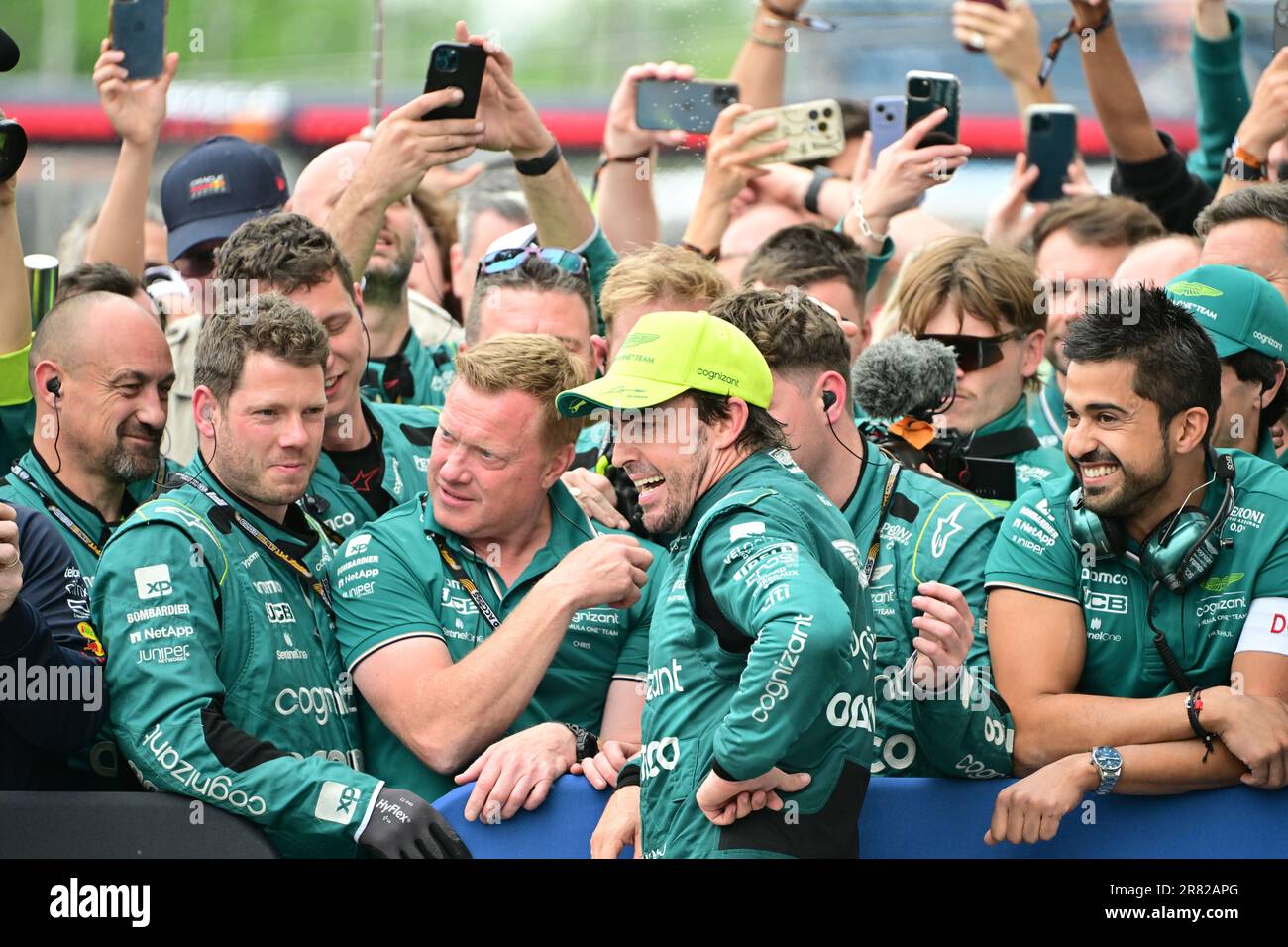 Mechanic portrait f1 hi-res stock photography and images - Alamy