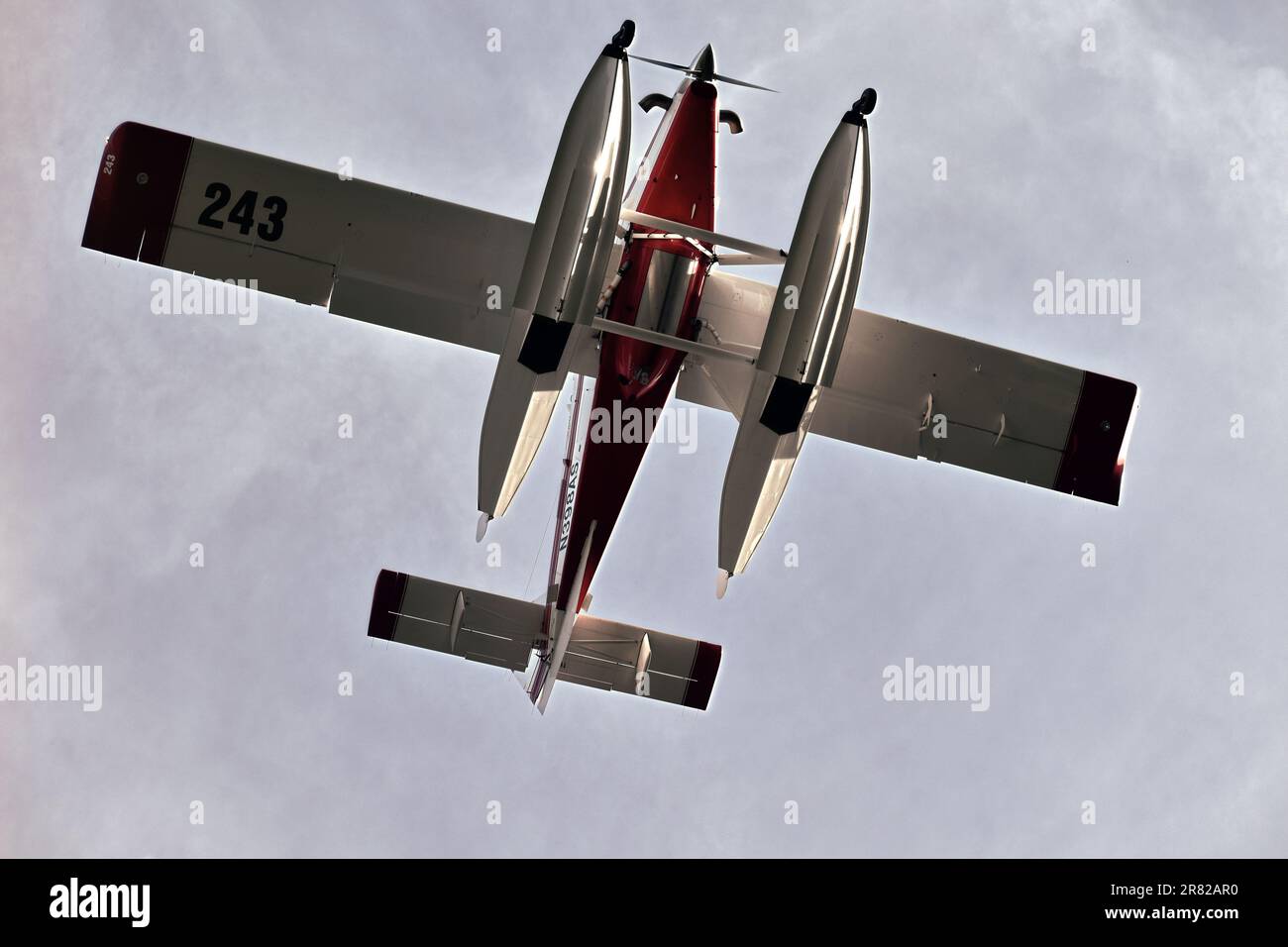 Propeller seaplane hi-res stock photography and images - Alamy