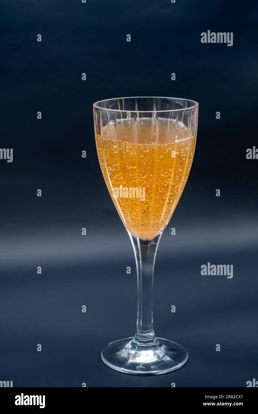 Effervescent red wine hi-res stock photography and images - Alamy