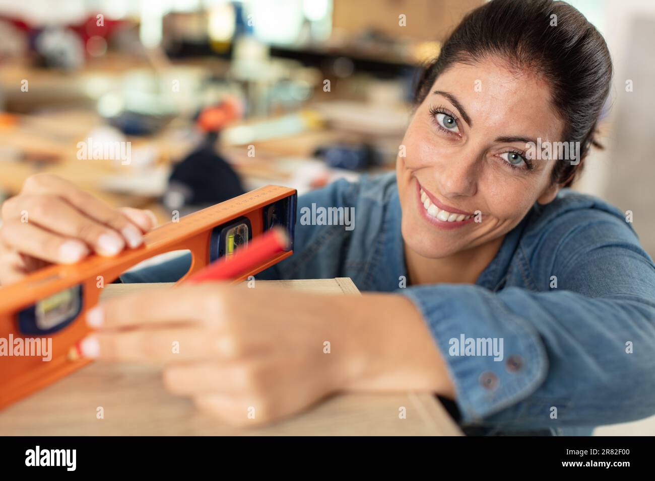 Female carpenter level on hi-res stock photography and images - Alamy