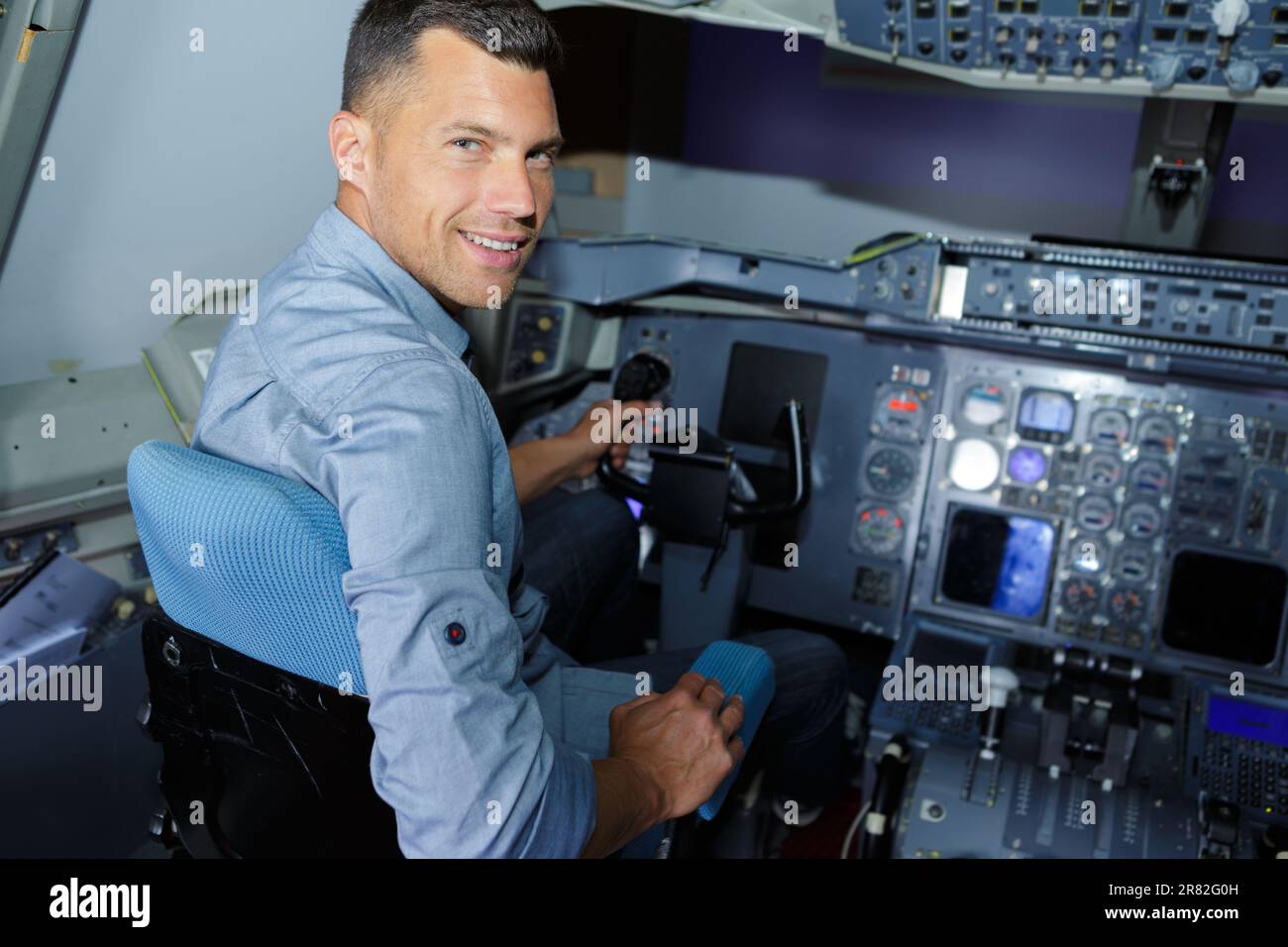 man in flight simulator for the training of the pilots Stock Photo - Alamy
