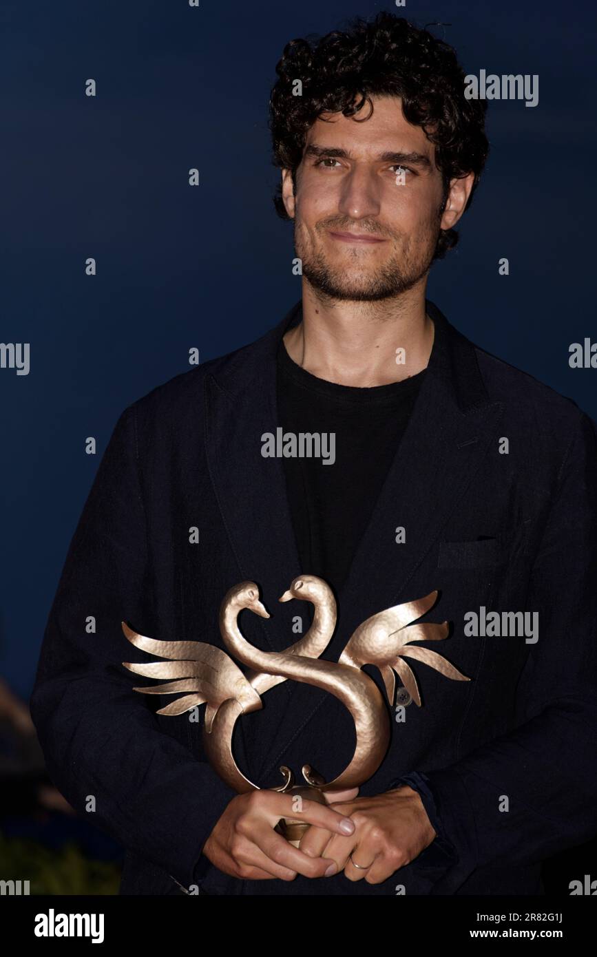 Cabourg, France. 17th June, 2023. Louis Garrel winner of the Best Actor ...