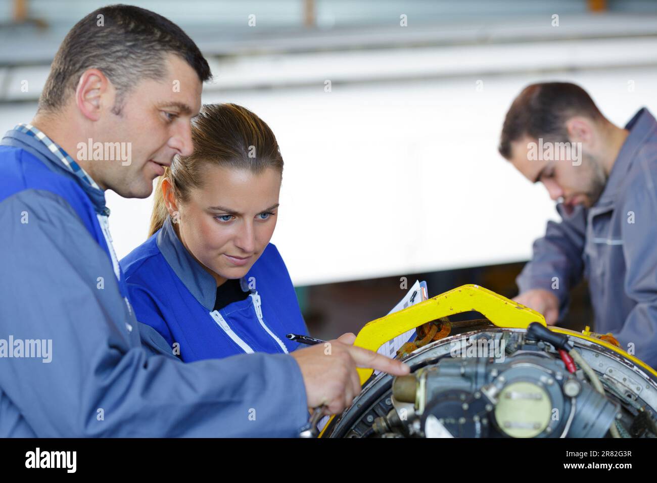 Female engineers steel hi-res stock photography and images - Alamy