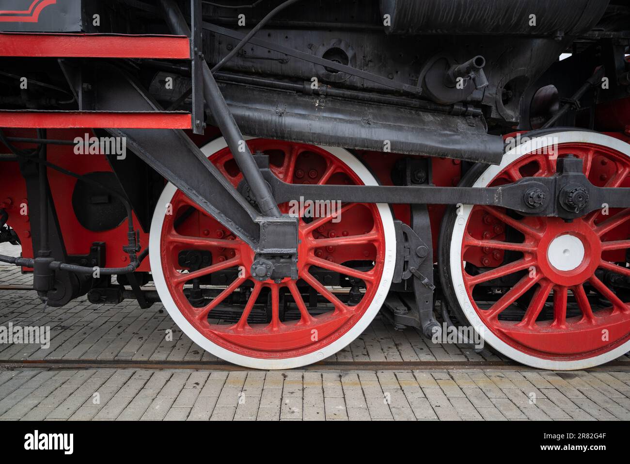 red and black retro train wheels close up Stock Photo - Alamy