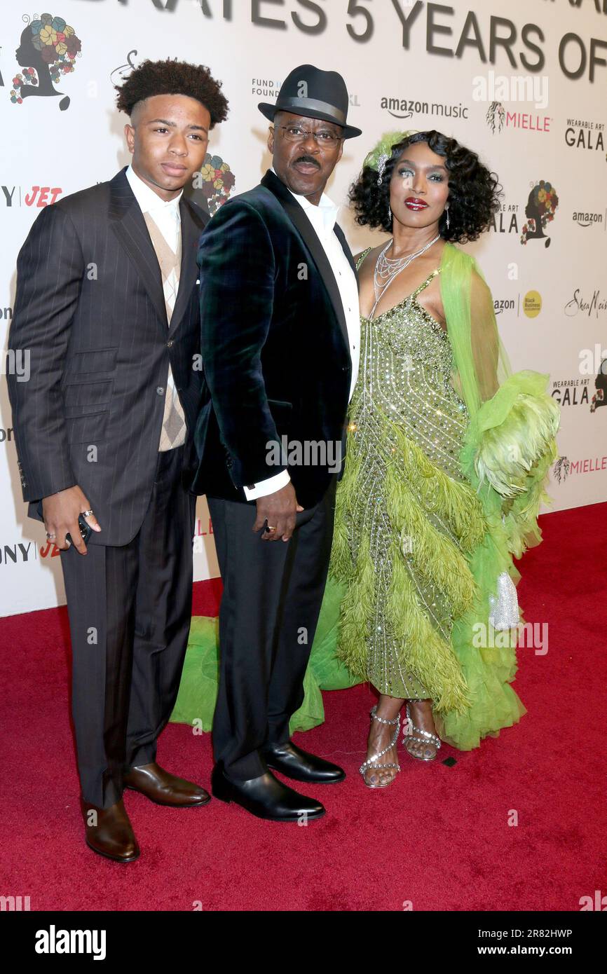 5th Annual Wearable Art Gala at Barker Hanger on October 22, 2022 in ...