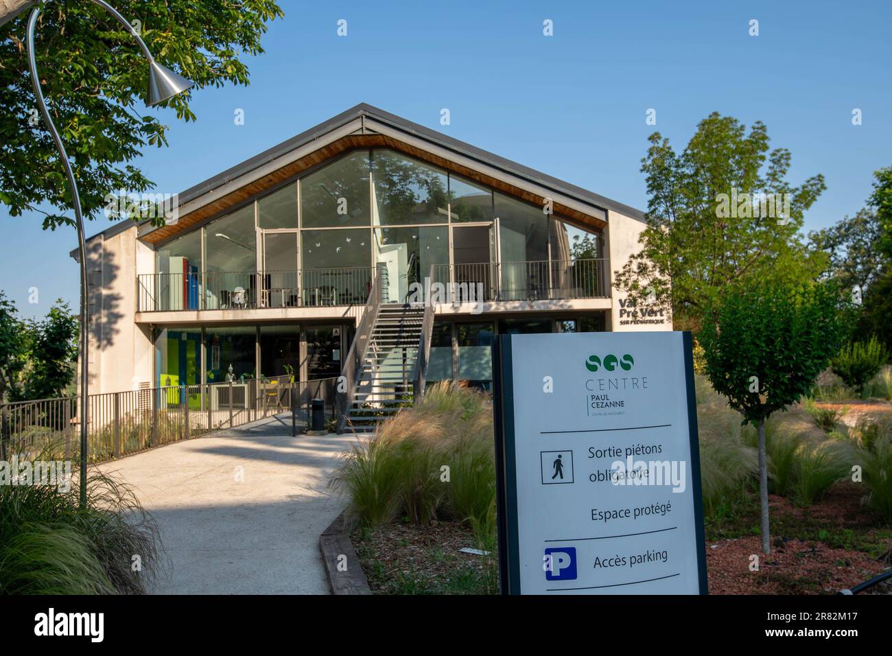 Ssr pediatrique hi-res stock photography and images - Alamy