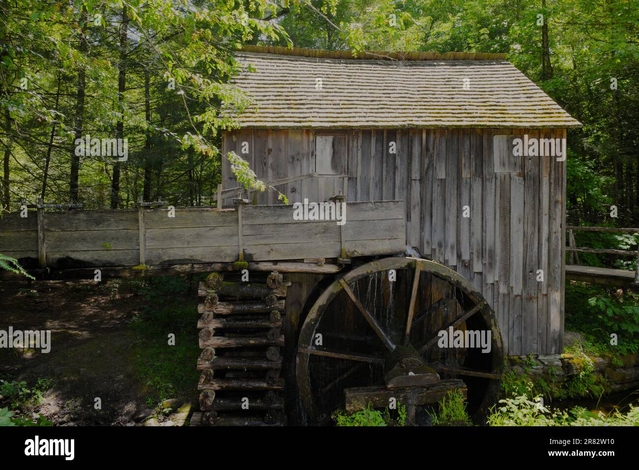 The John Cable Gristmill in Cades Cove Stock Photo - Alamy