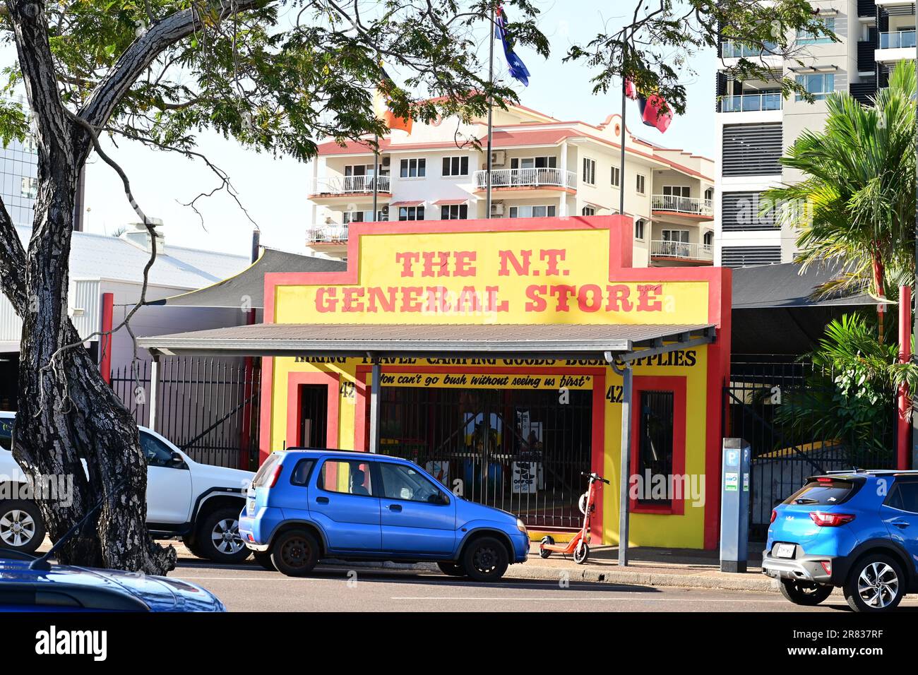 Camping equipment store australia hi-res stock photography and images ...