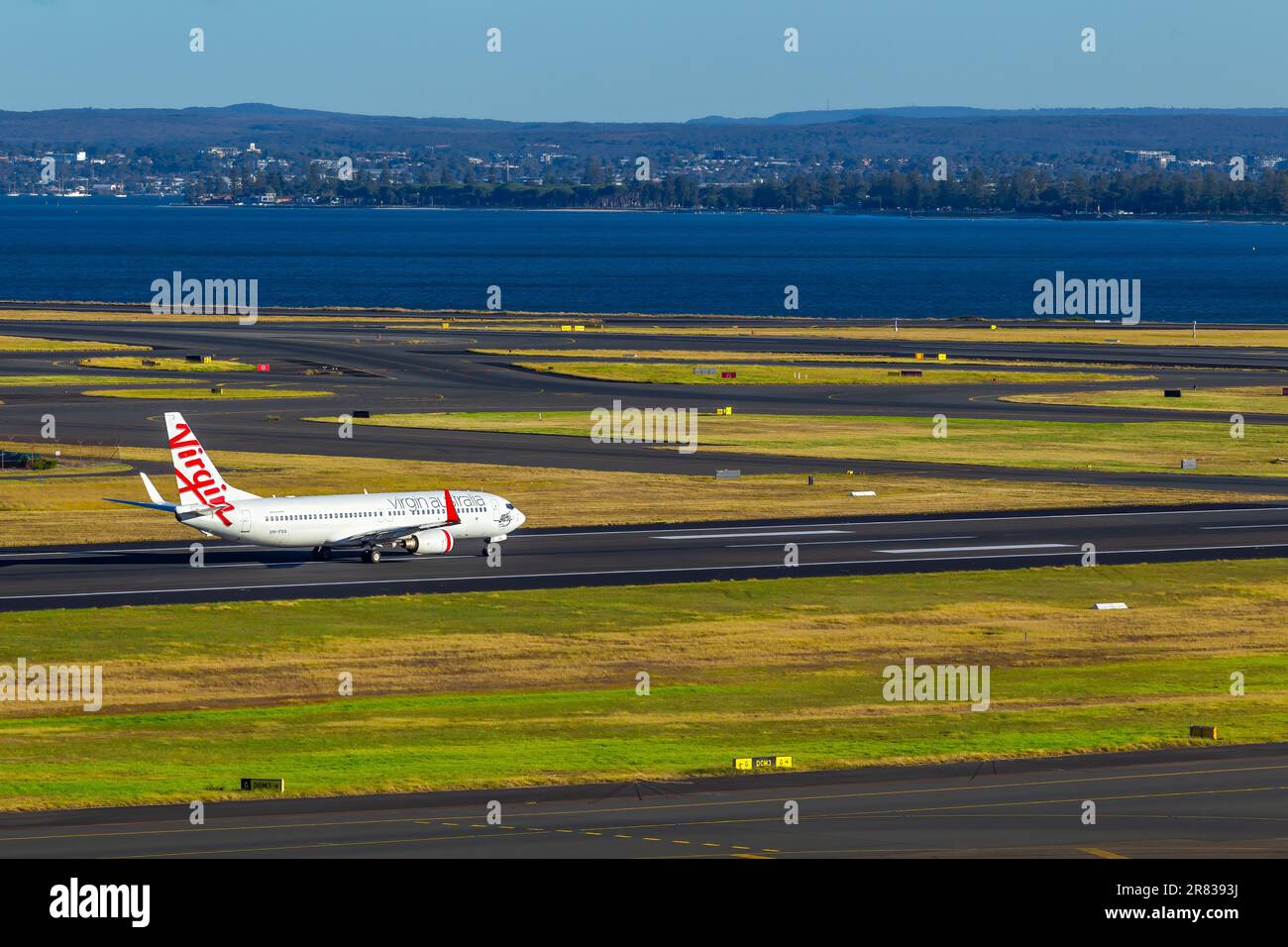 Aircraft movements at Sydney (Kingsford Smith) Airport in Australia ...