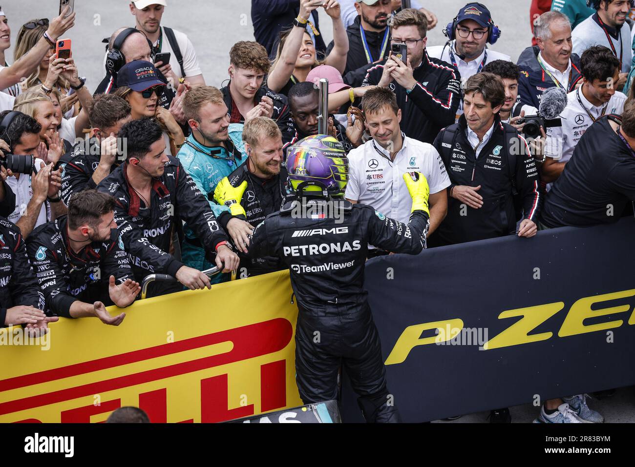 Mechanic portrait f1 hi-res stock photography and images - Alamy