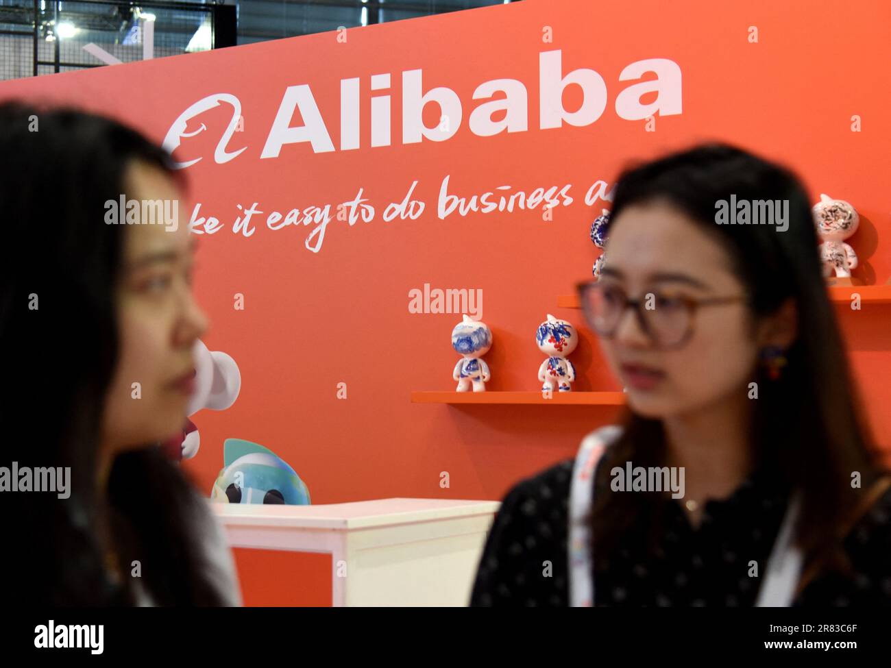 Logo vivatech hi-res stock photography and images - Alamy