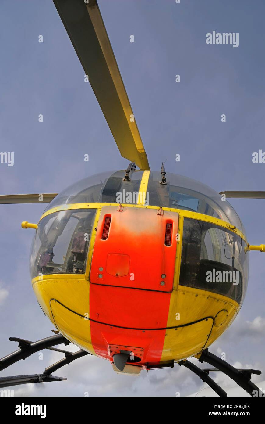 Yellow helicopter search rescue hi-res stock photography and images - Alamy