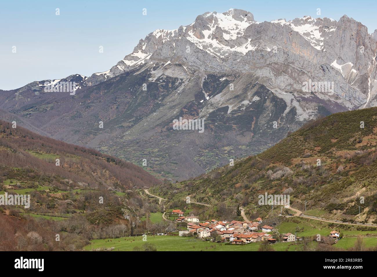 Santa maria valdeon hi-res stock photography and images - Alamy