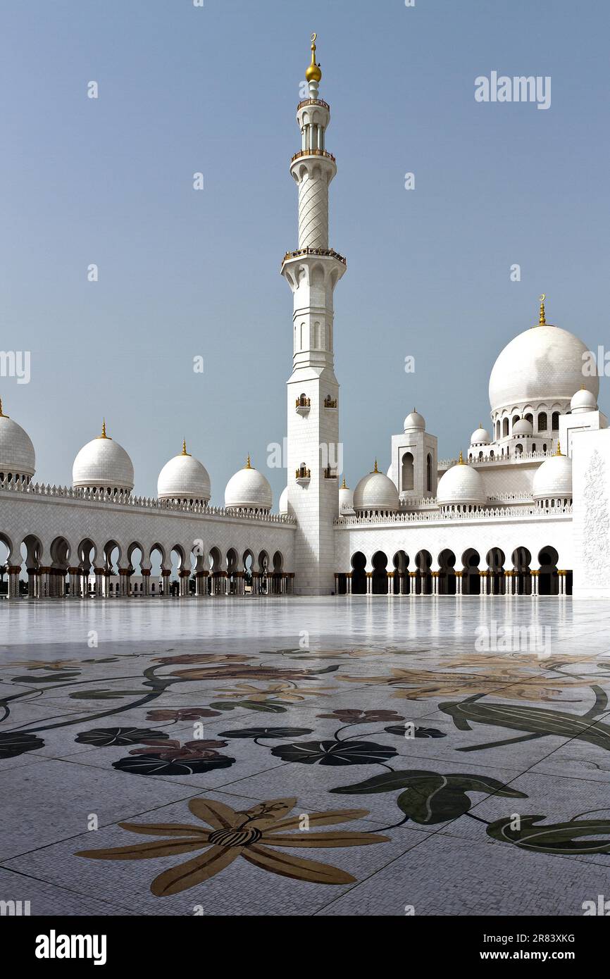 A mosque in Abu Dhabi.It is the third largest mosque in the world Stock ...