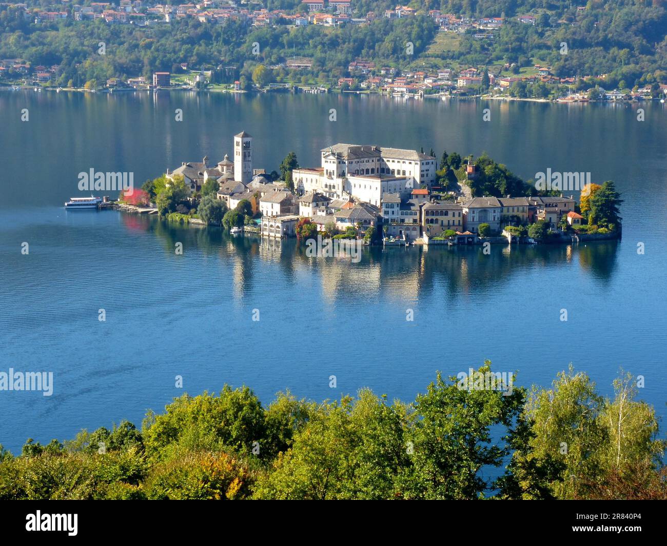 Isola San Giulio, island in Lake Orta in Piedmont Stock Photo - Alamy