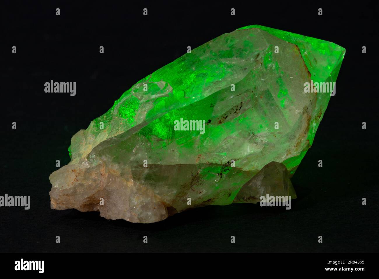 Radioactive rock glowing hi-res stock photography and images - Alamy