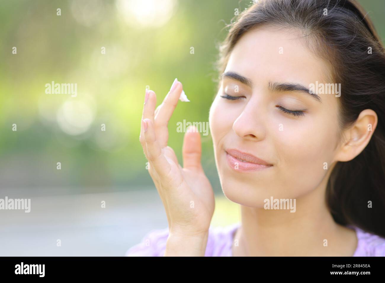 Hydrated skin hi-res stock photography and images - Alamy