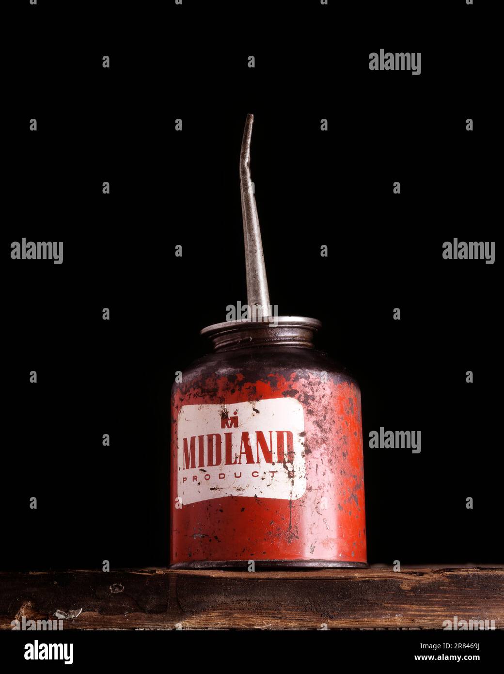 Oiling can can oiling hi-res stock photography and images - Alamy