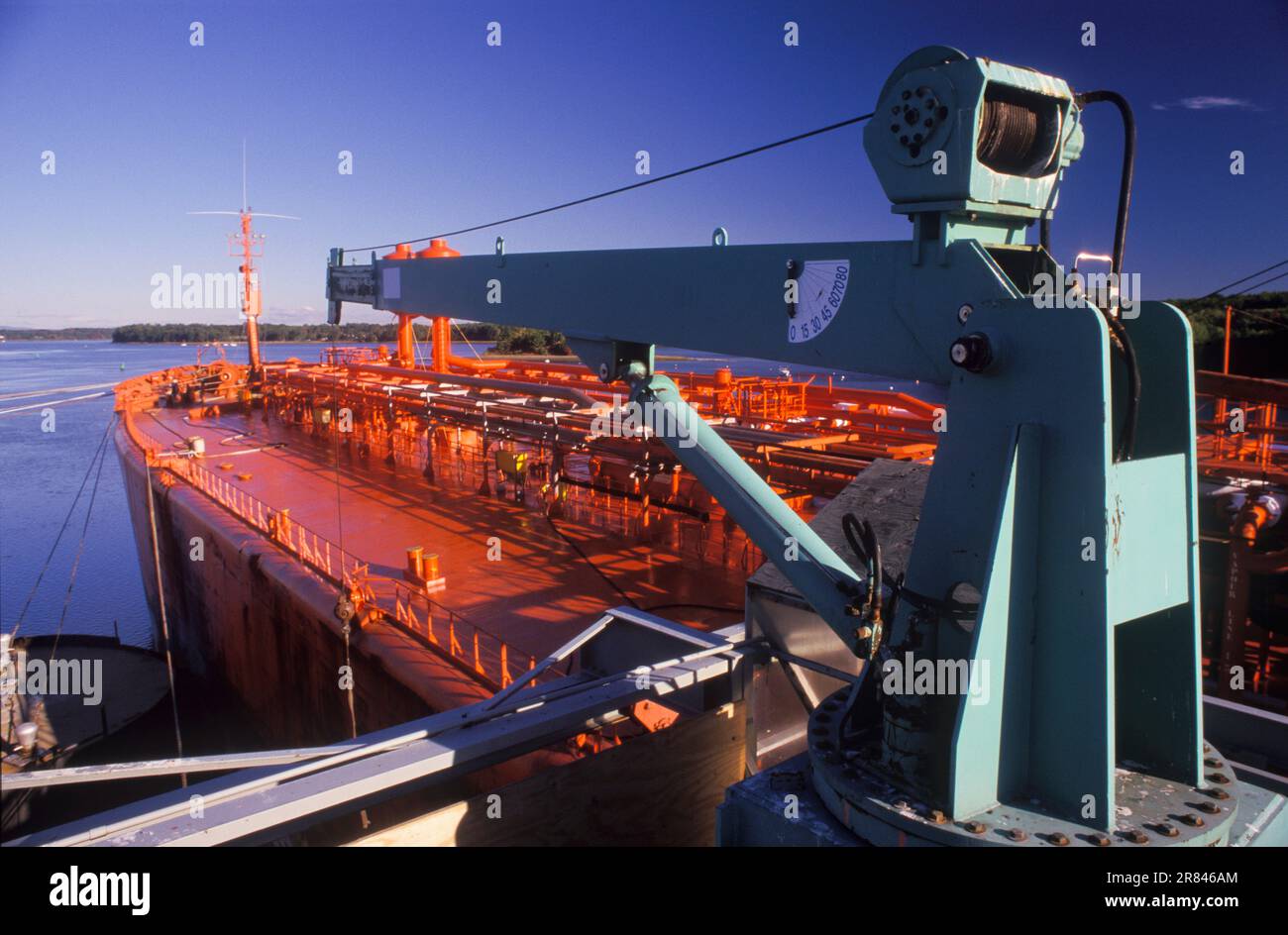Ship wench hi-res stock photography and images - Alamy