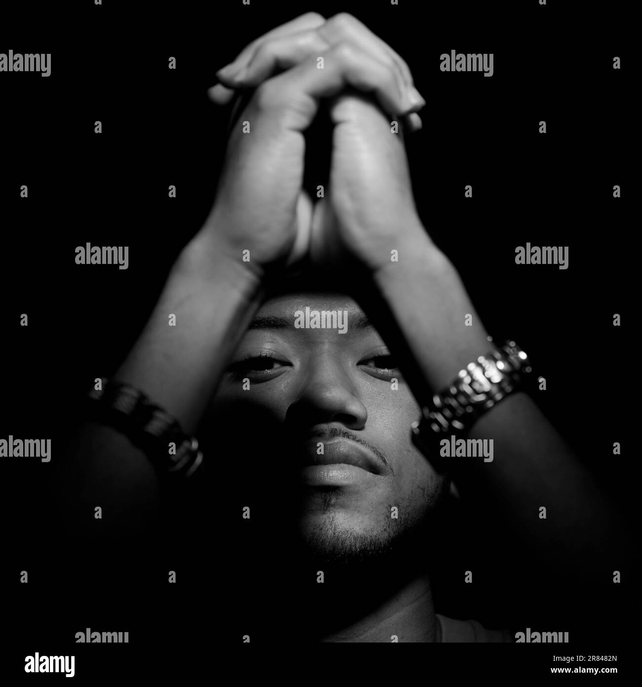 A portrait of a young hip-hop artist in Los Angeles Stock Photo - Alamy