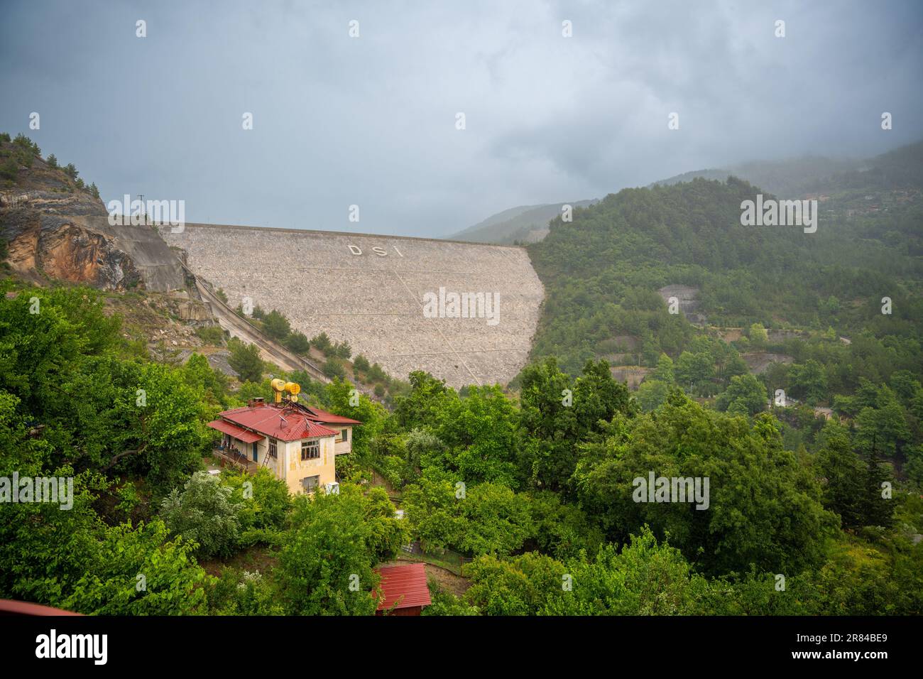 Dam dim hi-res stock photography and images - Alamy