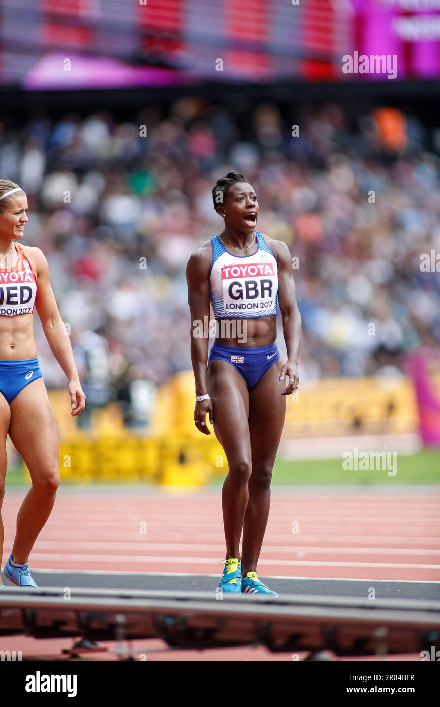 Desiree HENRY participating in the 4x100m relay at the World Athletics ...