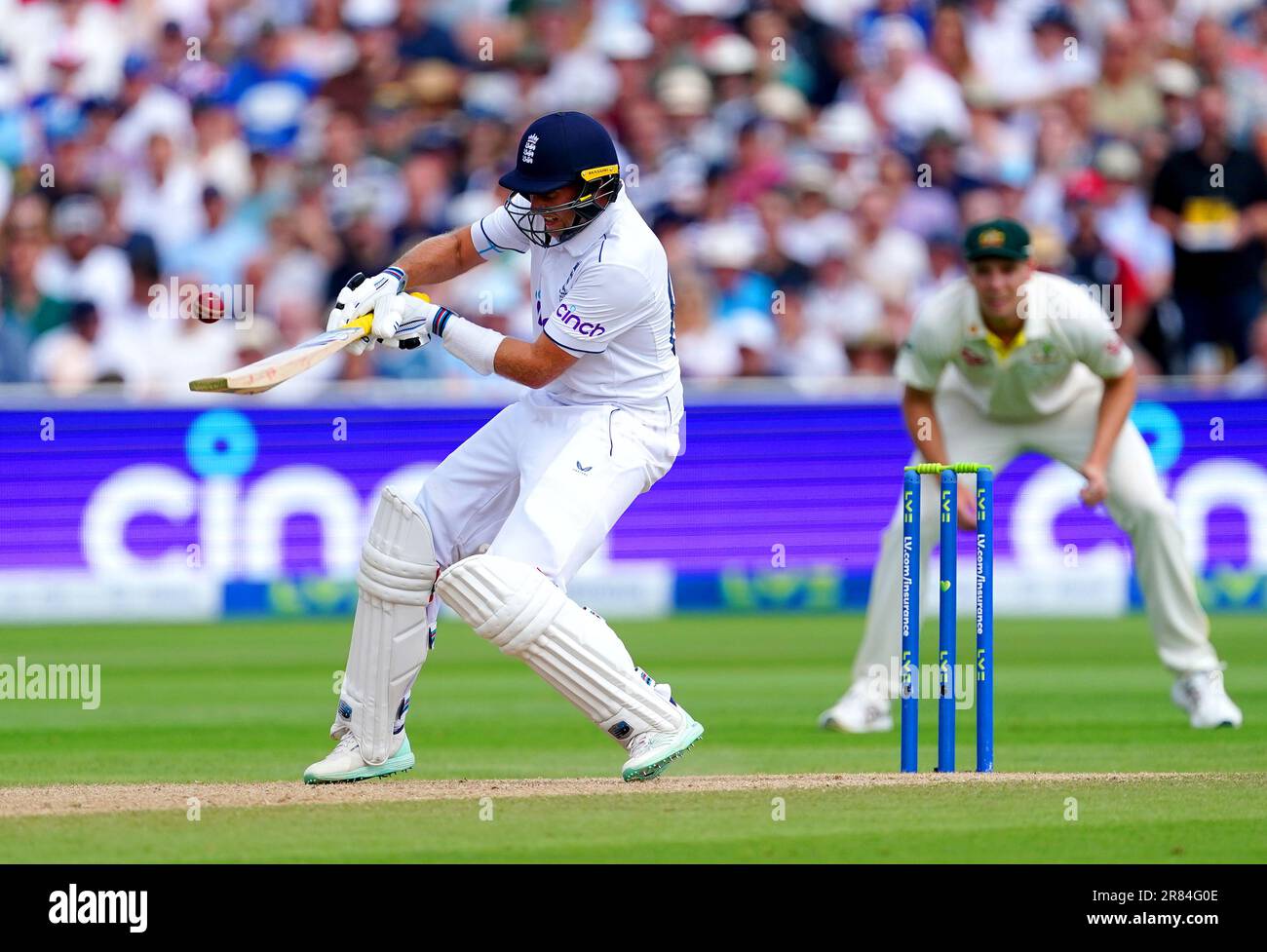 Cricket ramps hi-res stock photography and images - Alamy