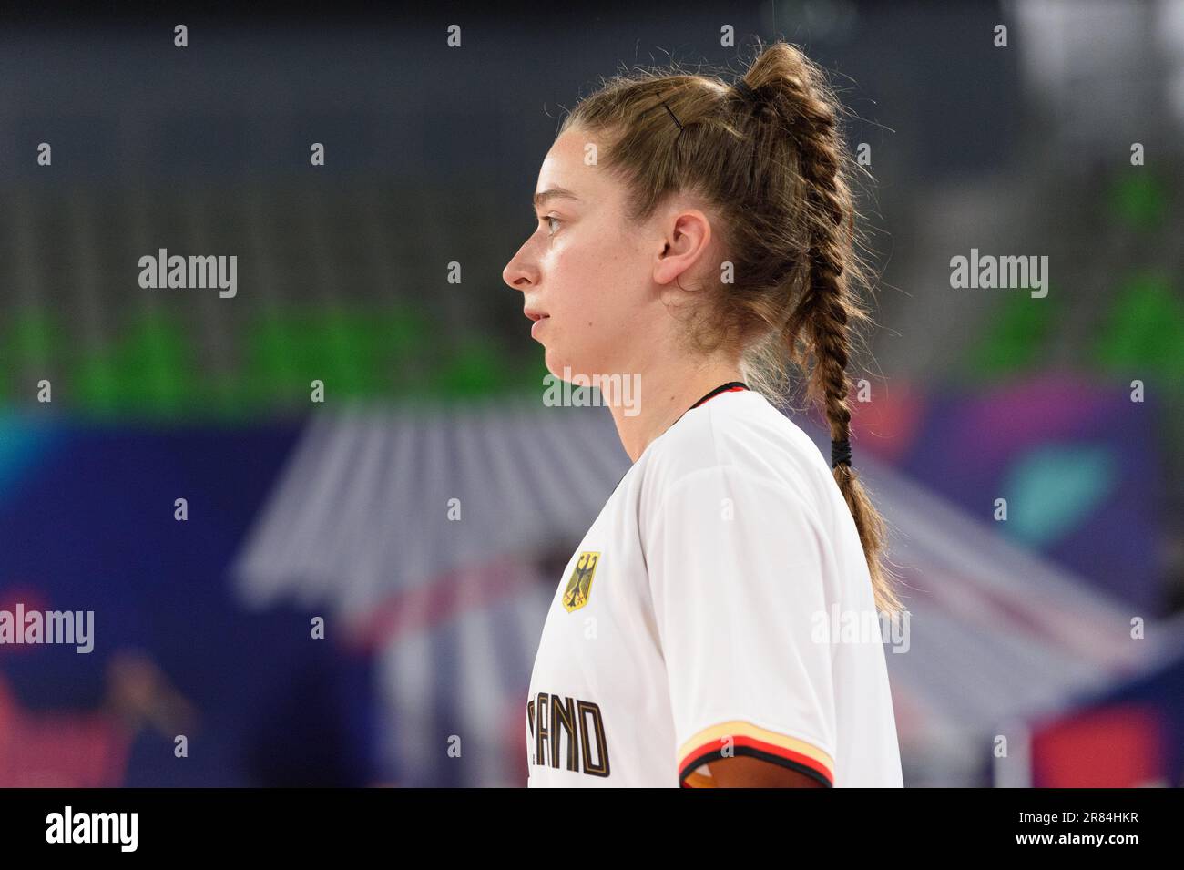 Jennifer crowder hi-res stock photography and images - Alamy