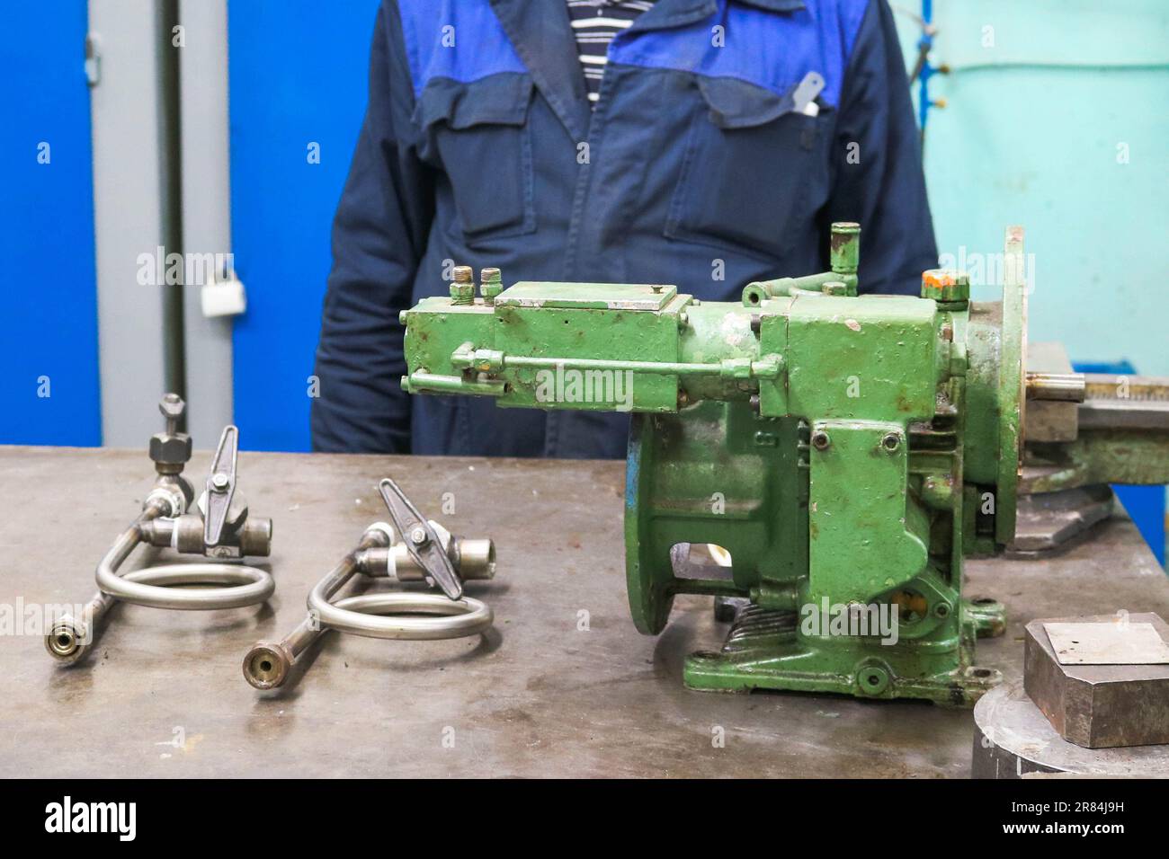 Plunger assembly hi-res stock photography and images - Alamy