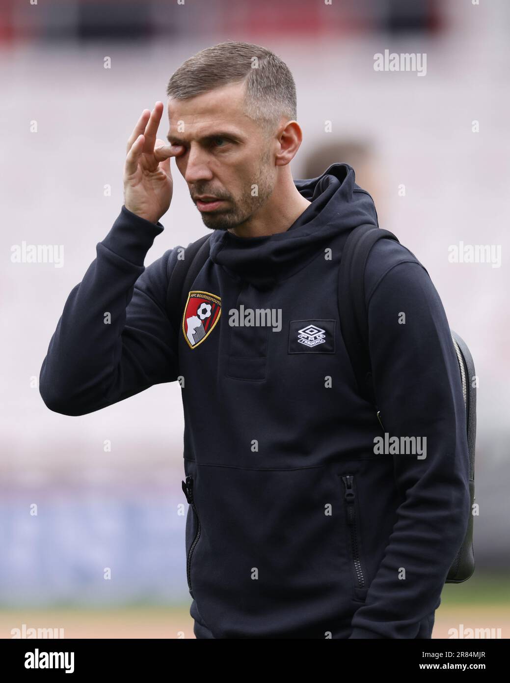 Gary o'neil bournemouth hi-res stock photography and images - Alamy