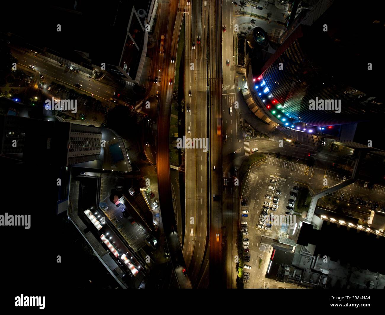 Stunning night view city skyline hi-res stock photography and images ...