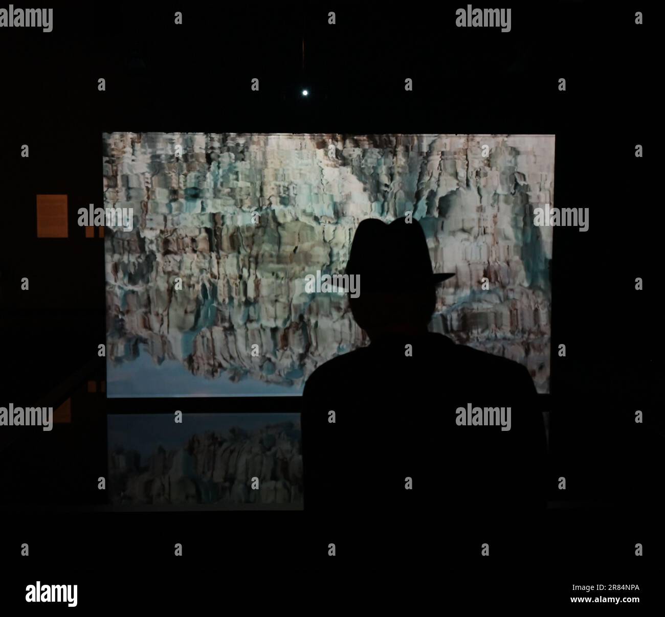 Diffirent forms of care are made visible throughout the exhibition ...