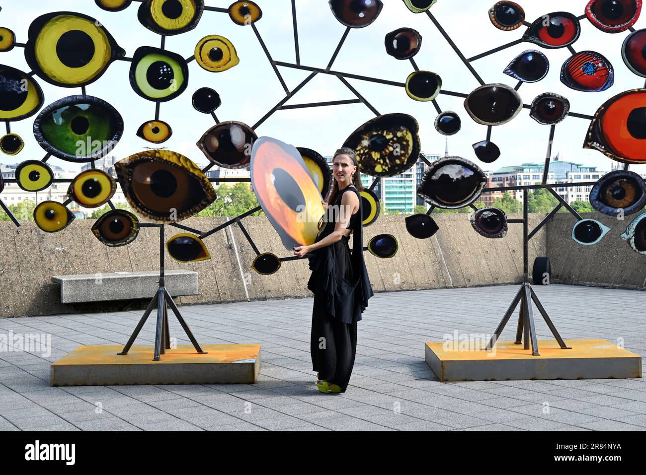 Diffirent forms of care are made visible throughout the exhibition ...