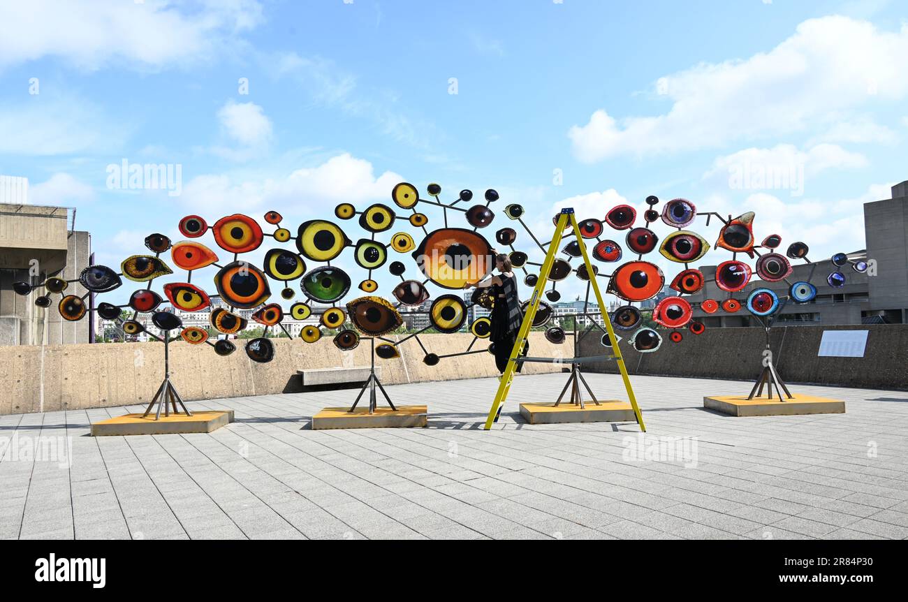 Diffirent forms of care are made visible throughout the exhibition ...