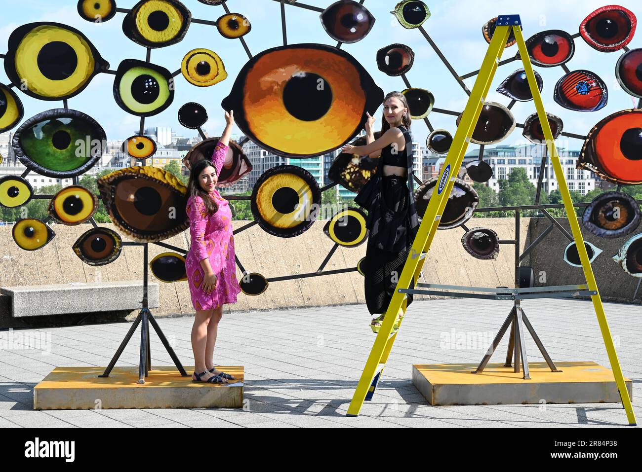 Diffirent forms of care are made visible throughout the exhibition ...