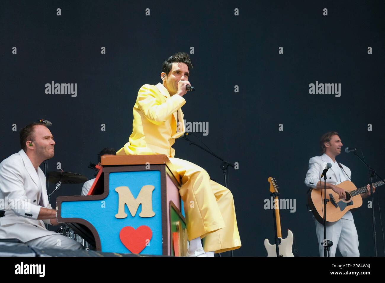 Newport, UK. 18th June, 2023. Singer songwriter Michael Holbrook ...