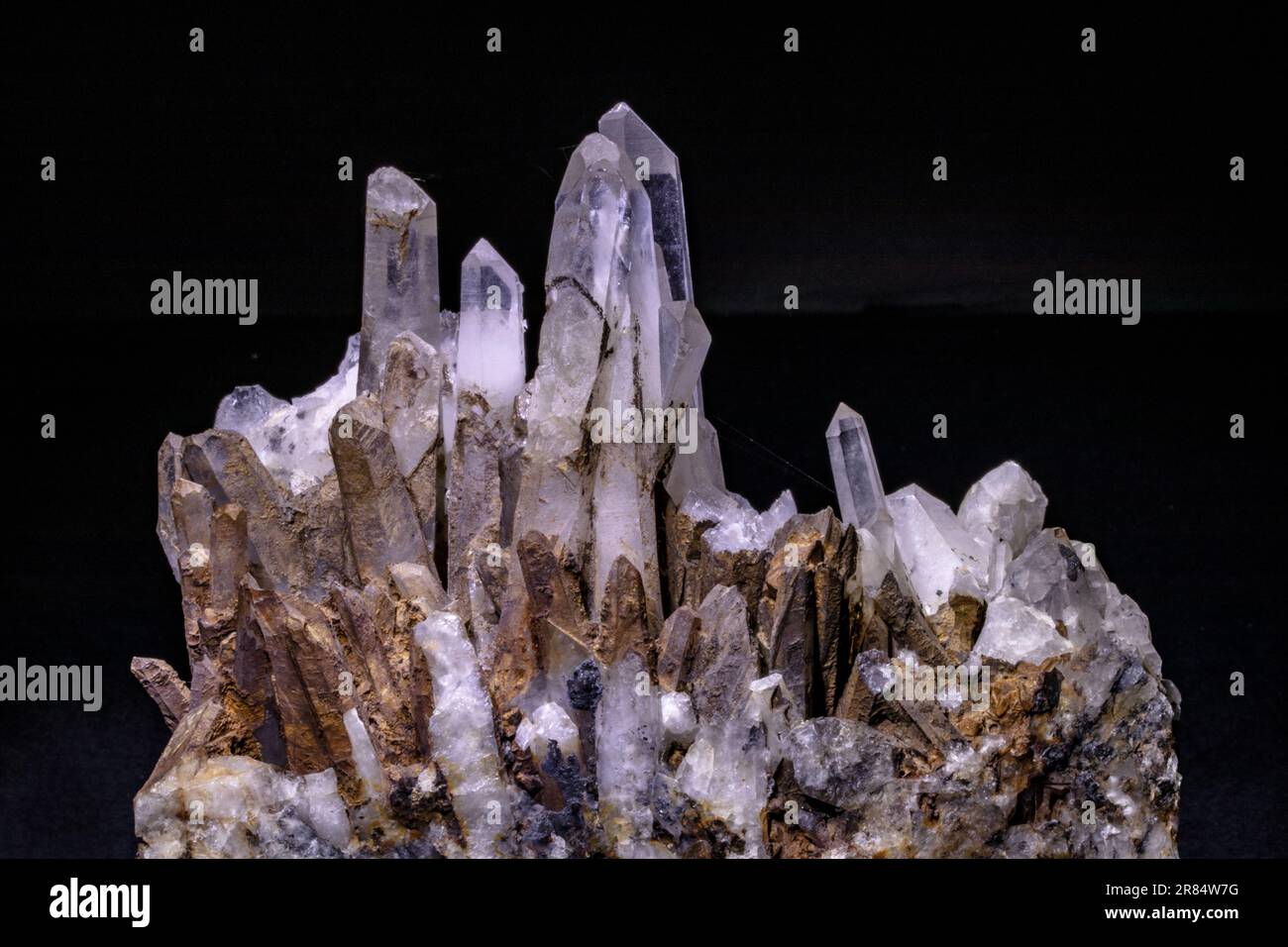 Quartz crystal mineral Stock Photo - Alamy