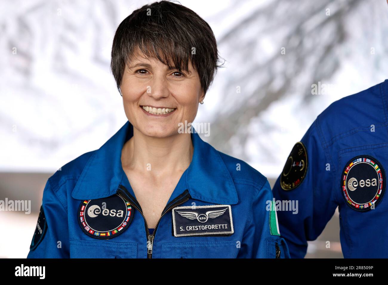 Italian astronaut Samantha Cristoforetti poses at the International ...