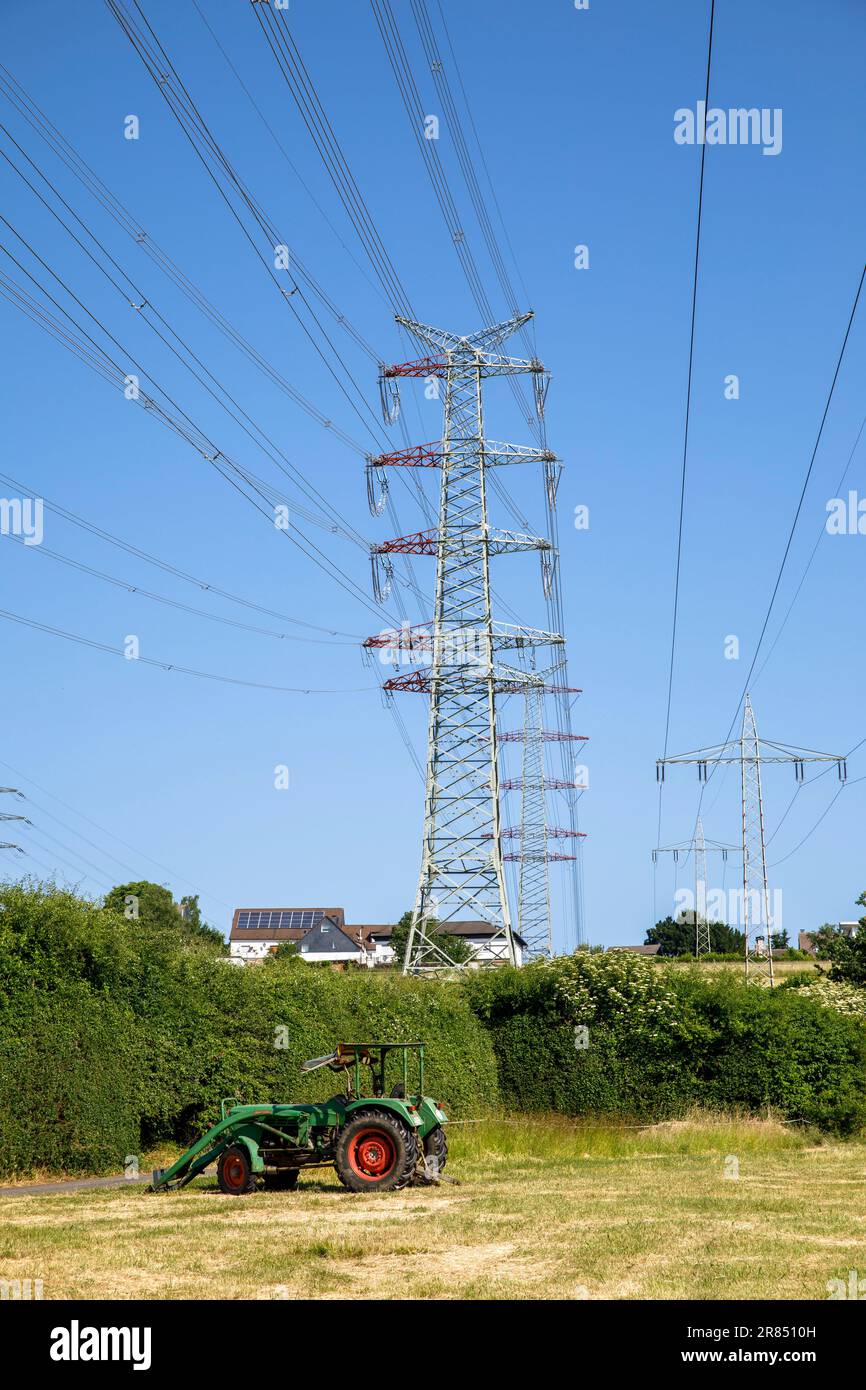 high-voltage pylons in Herdecke with 380-kilovolt line with pylons up ...