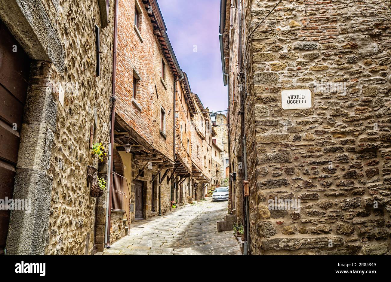 Traditional homes in the Etruscan city of Cortona, Tuscany, Italy Stock ...