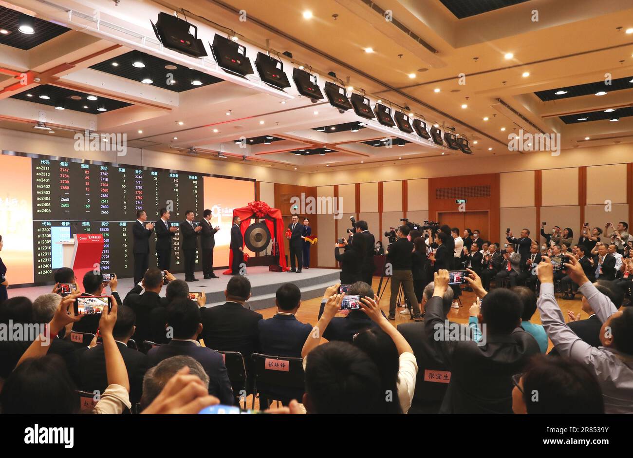 Shanghai. 19th June, 2023. A ceremony is held at the Shanghai Futures ...