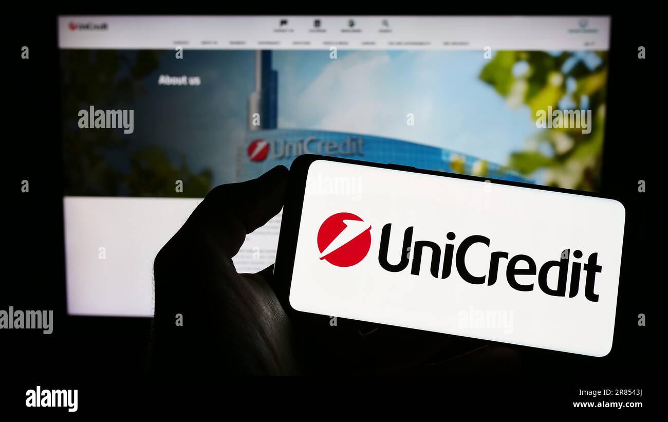Unicredit logo hi-res stock photography and images - Alamy
