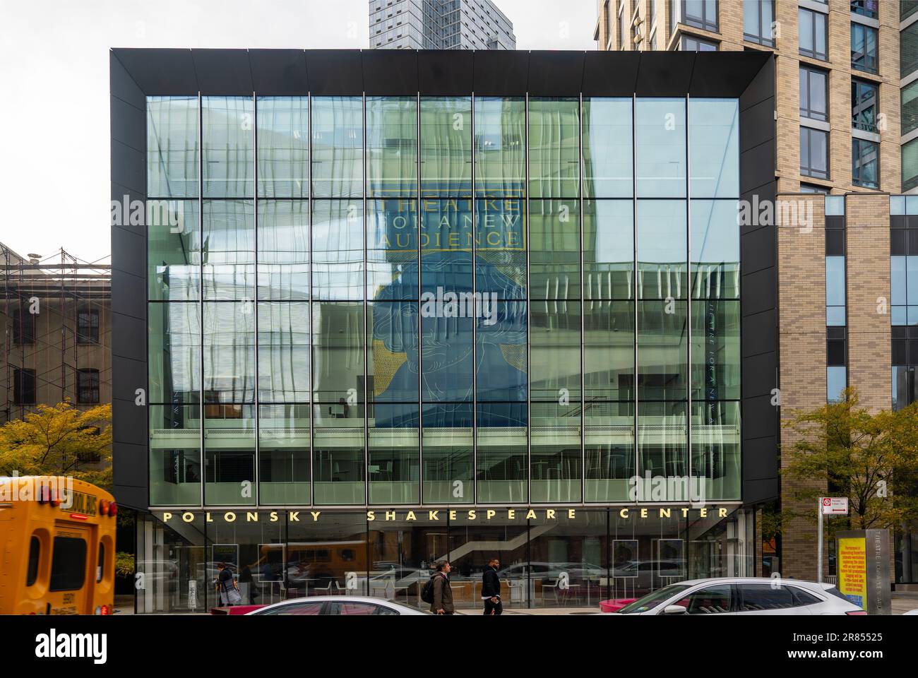 Polonsky shakespeare center hi-res stock photography and images - Alamy