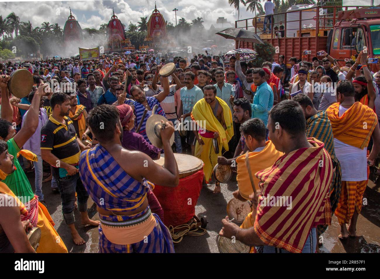 Famous ratha yatra festival of puri odisha india Stock Photo - Alamy